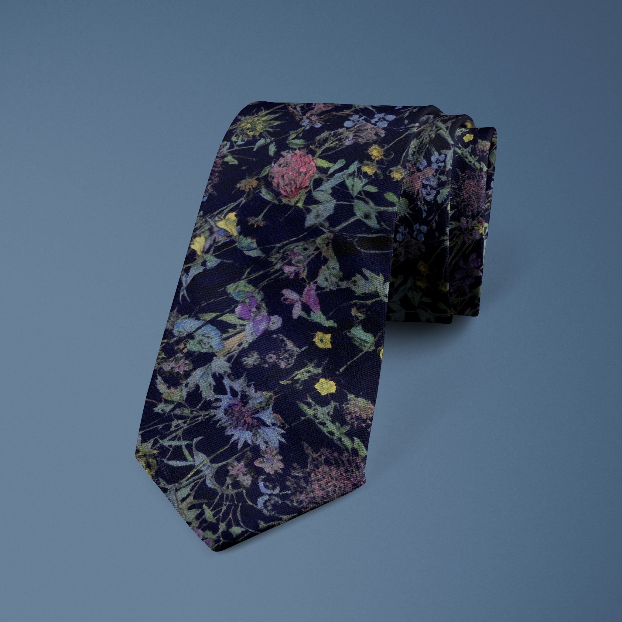 Floral Wedding Tie & Pocket Square | Wild Flowers Navy – Black Tie